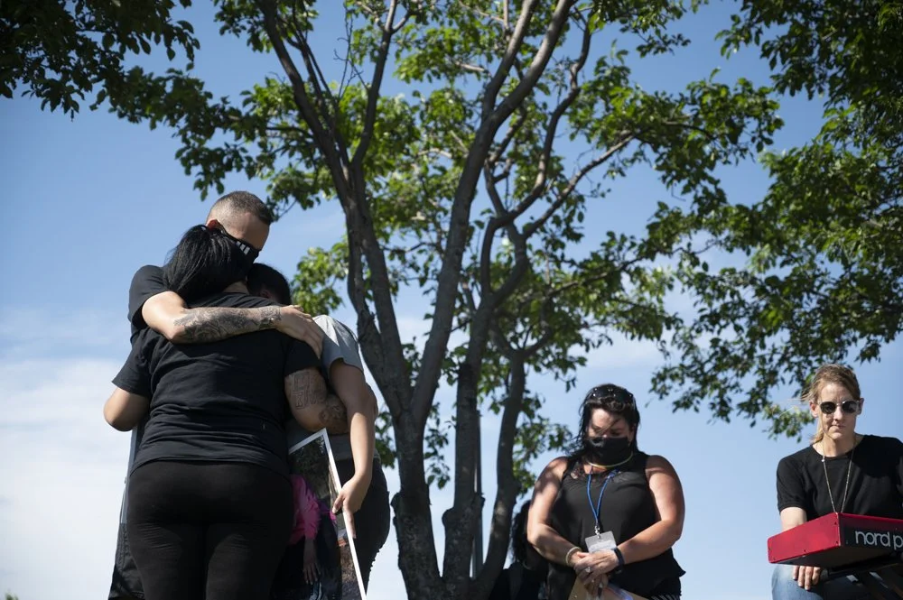 Reportage — ANDREA ELLEN REED