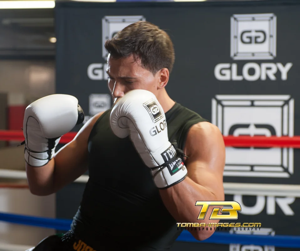 At Last ..."Glory 11" is in Chicago — Tomba-images Photography