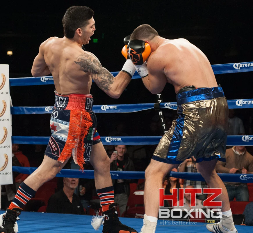 Mike Jimenez vs Jimmy Campbell ....OK ..It was short .. — Tomba-images ...