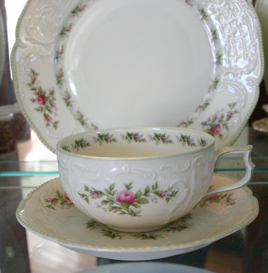 Heirloom china... — Beckwith's Treasures