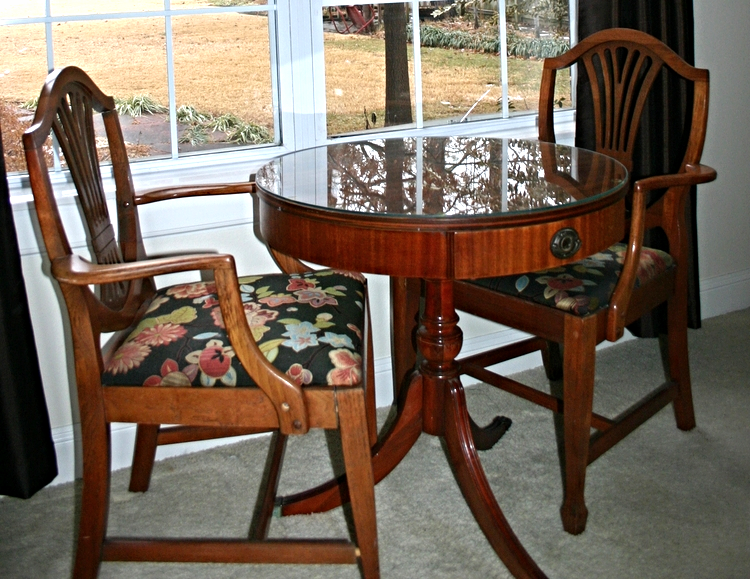 Duncan Phyfe table makeover... — Beckwith's Treasures