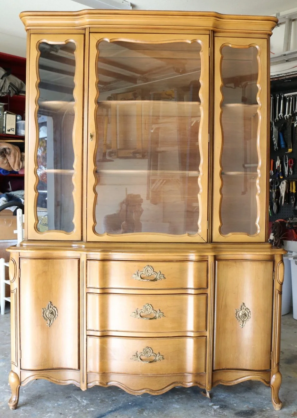 Hutch makeover reveal.... — Beckwith's Treasures