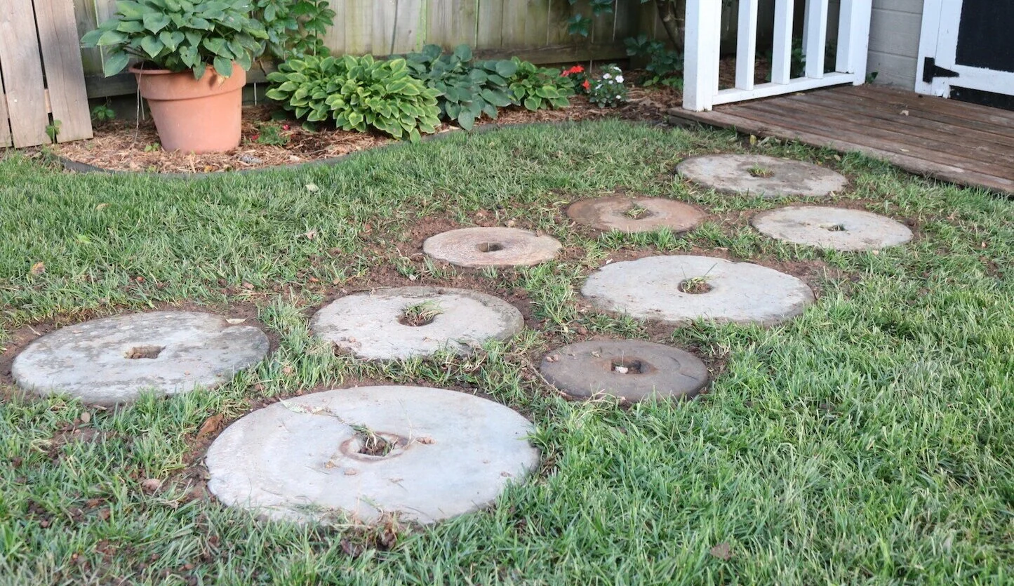 How to set stone in your lawn... — Beckwith's Treasures