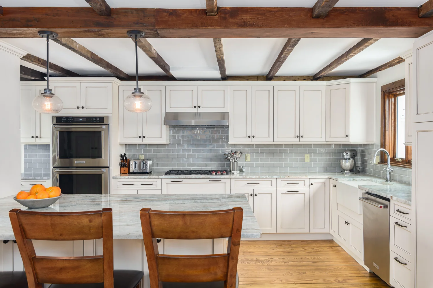 Sterling, MA Farmhouse Kitchen — Kitchen Associates | Massachusetts ...
