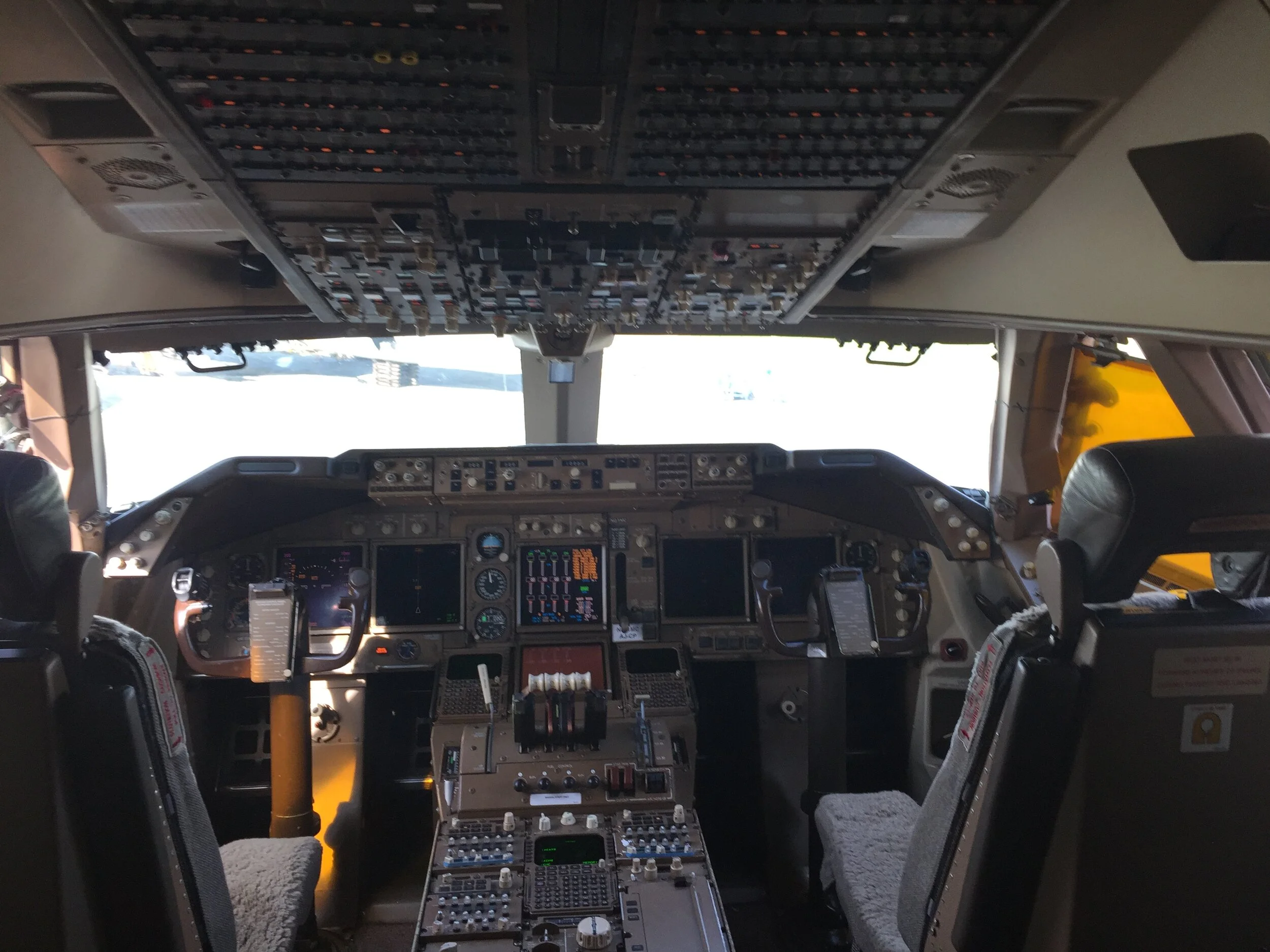 Inside a Boeing 747 freighter — Allplane