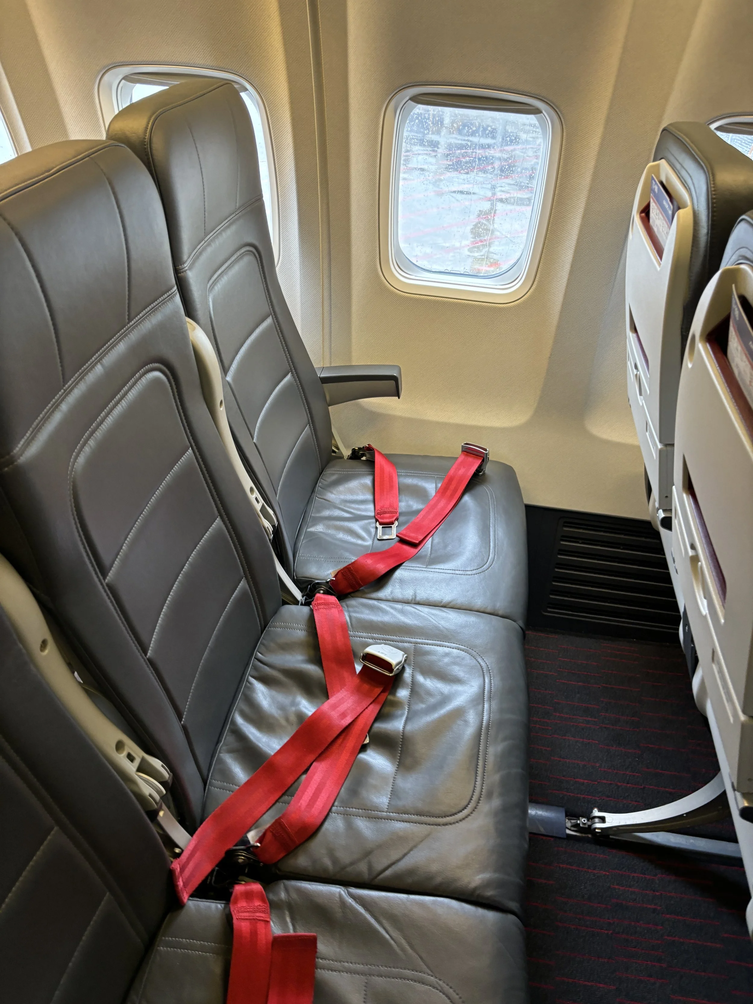 Flight Review: AJet (previously AnadoluJet) Boeing 737-800 — Allplane