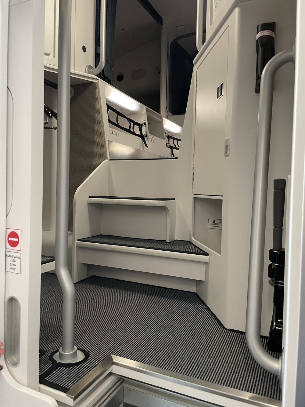 UPDATED: This is how the crew rest areas of the A350-1000 & A350-900 ...