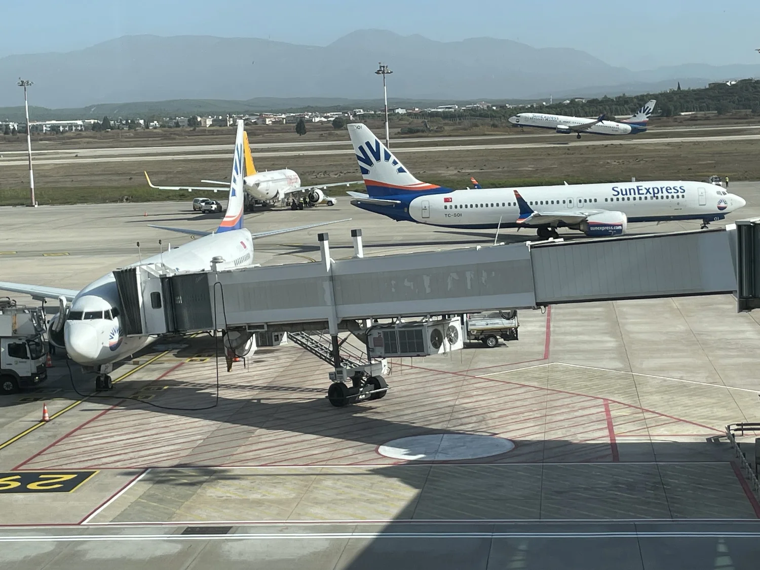 Flight Review: SunExpress Boeing 737-800 — Allplane