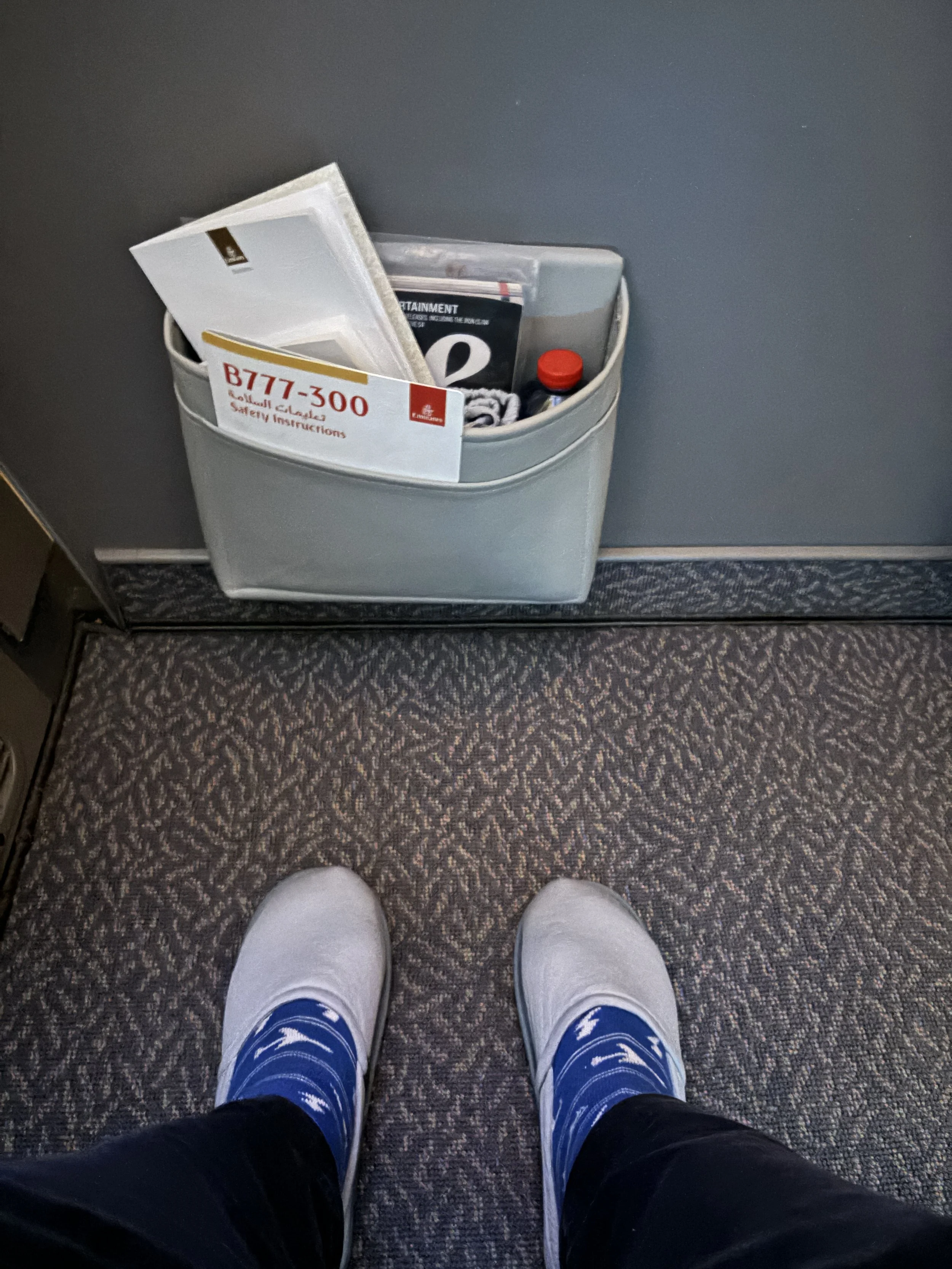 Flight Review: Emirates Business Class Boeing 777(-300ER & -200LR ...