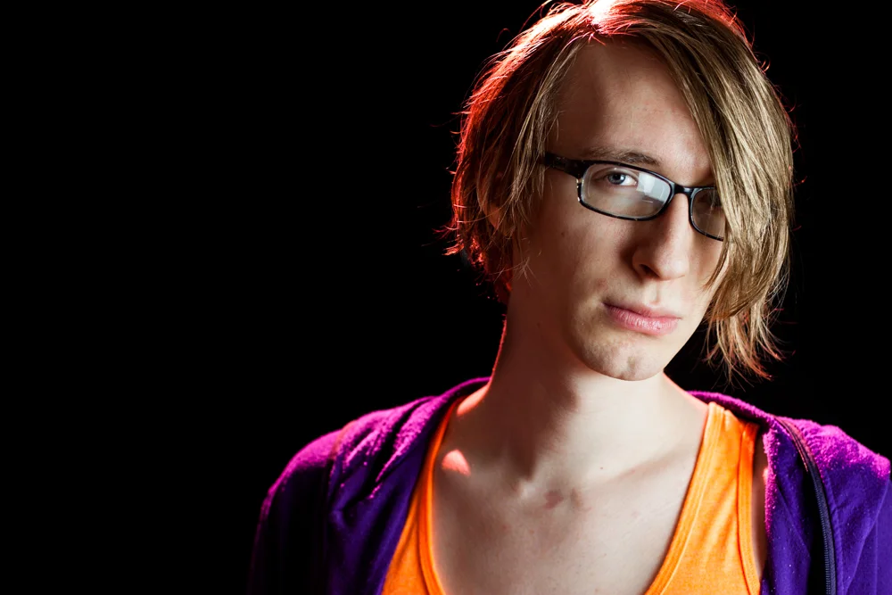 30 Ways To Light A Portrait On A Black Background — Write Lighting ...