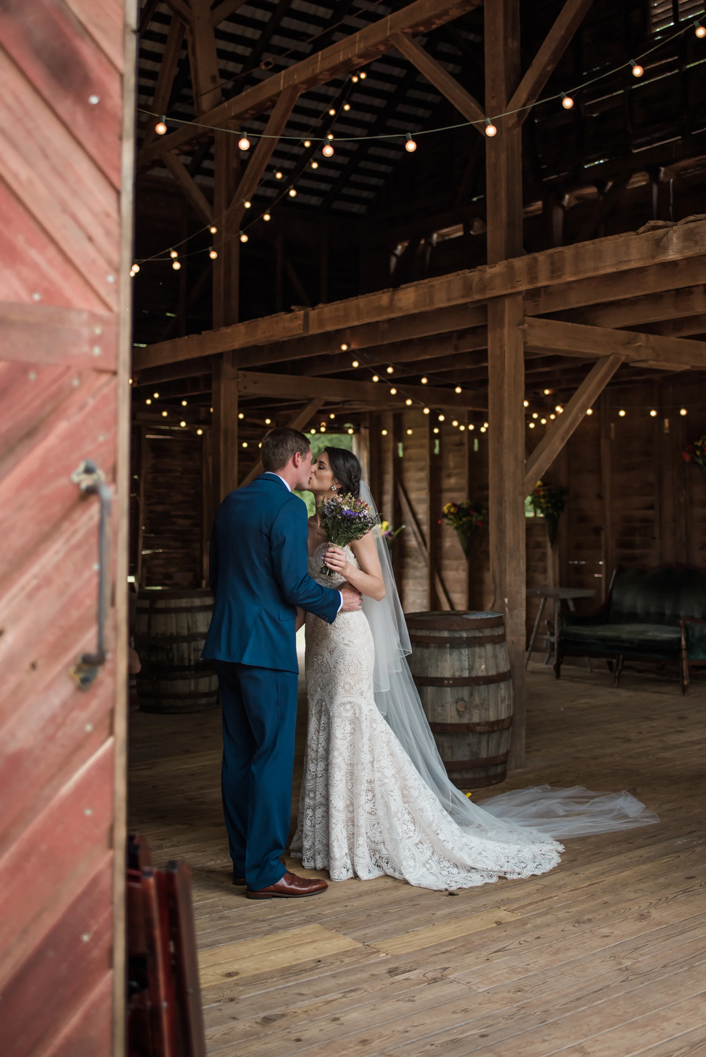 Alatje + Dave | Wedding | The Barn at the Woods | Edmond, OK | 6.18.16 ...
