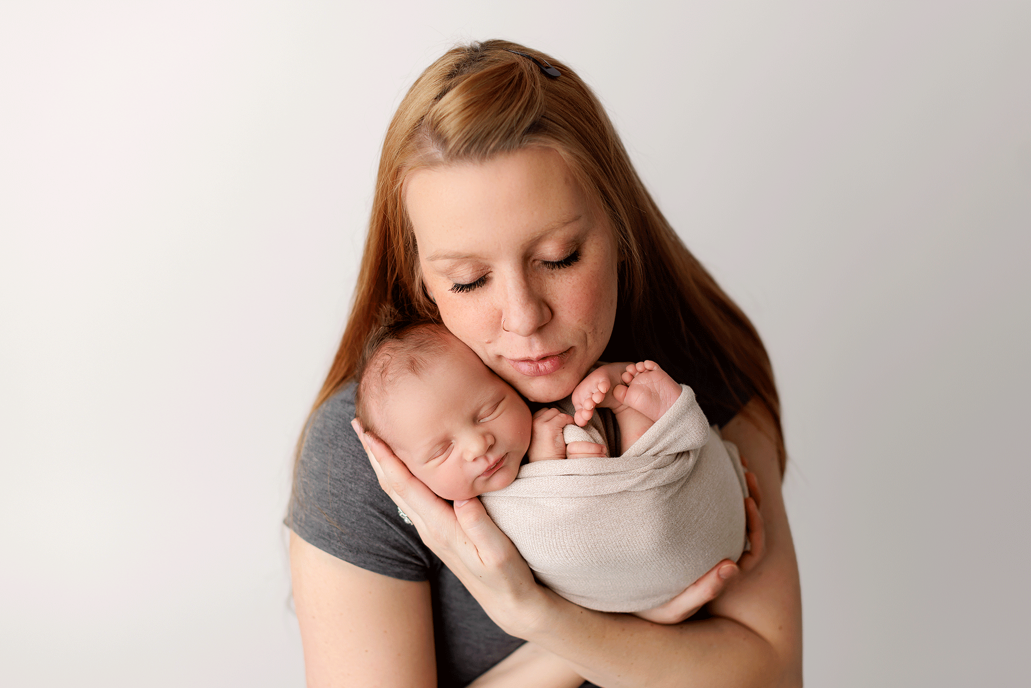 5 Beautiful & Timeless Mom & Baby Poses — LIVEJOY PHOTOGRAPHY