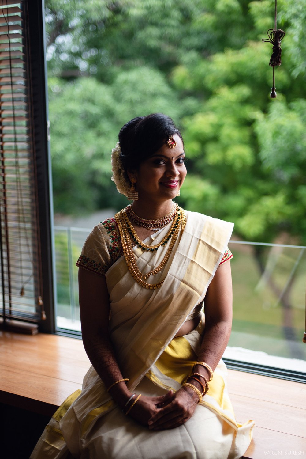 Kirthana and Arjun's Mallu wedding in Dakshin Chitra, Chennai | Wedding ...