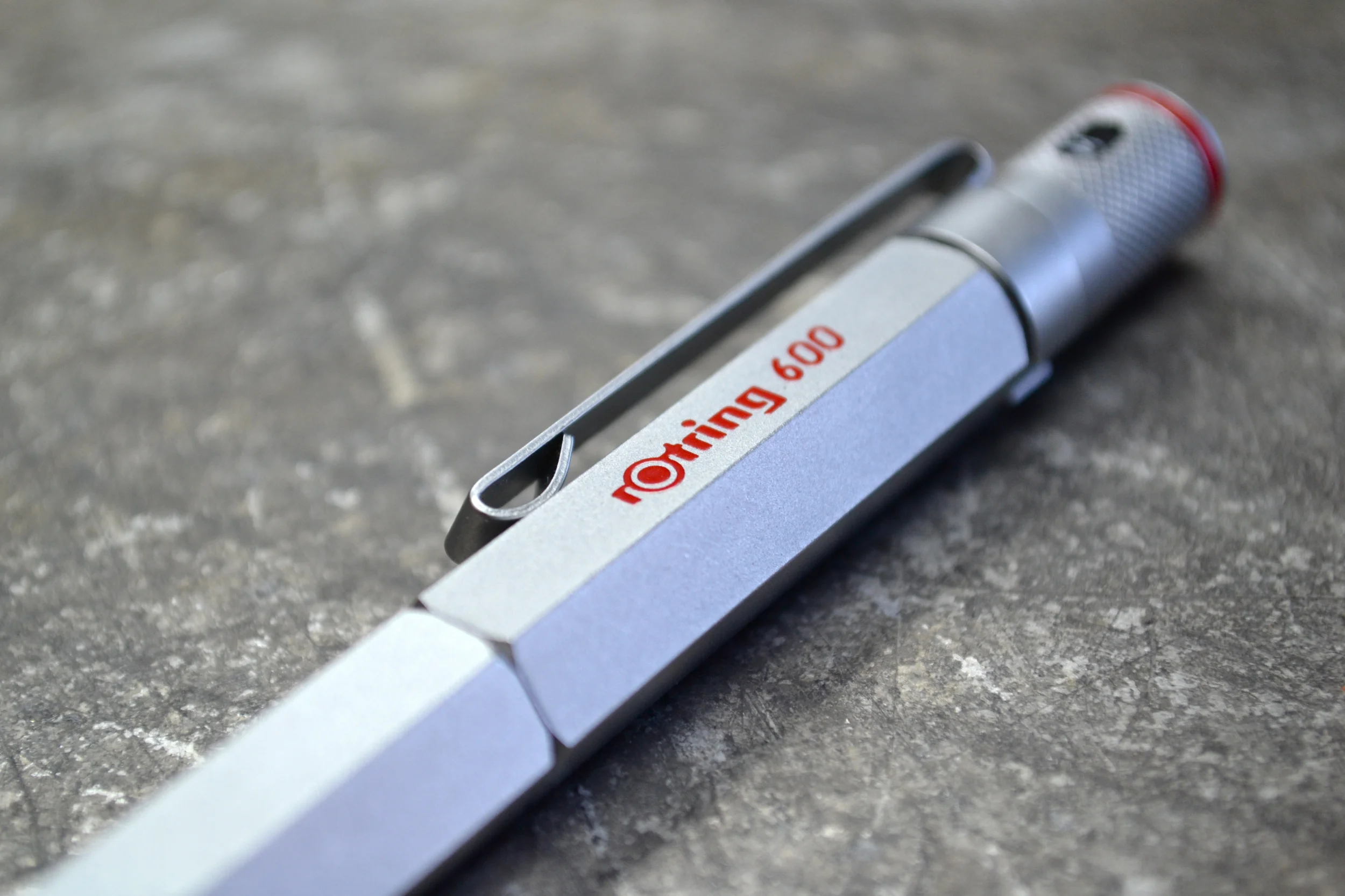 rOtring 600 Silver Fountain Pen - M Nib — The Clicky Post