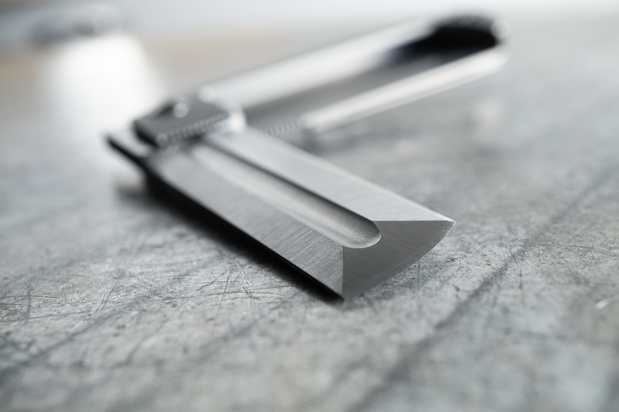 D Caston Design SpaceX Folding Knife — The Clicky Post