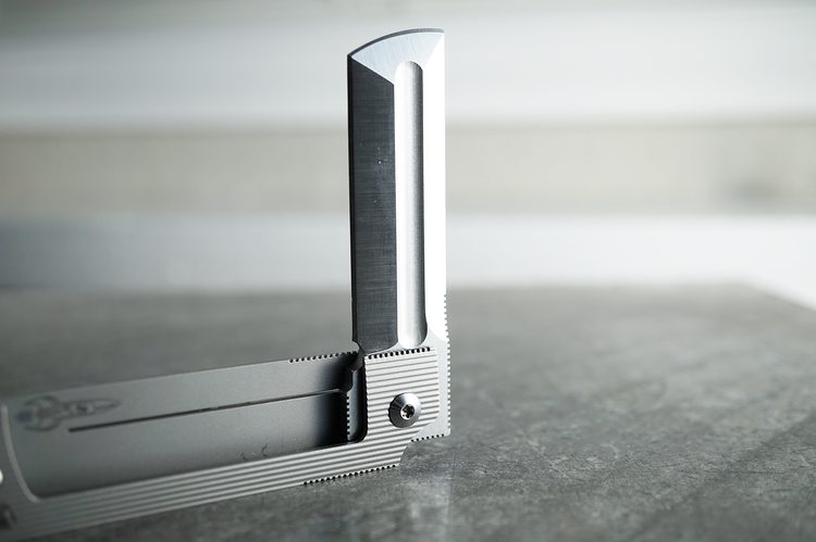 D Caston Design SpaceX Folding Knife — The Clicky Post