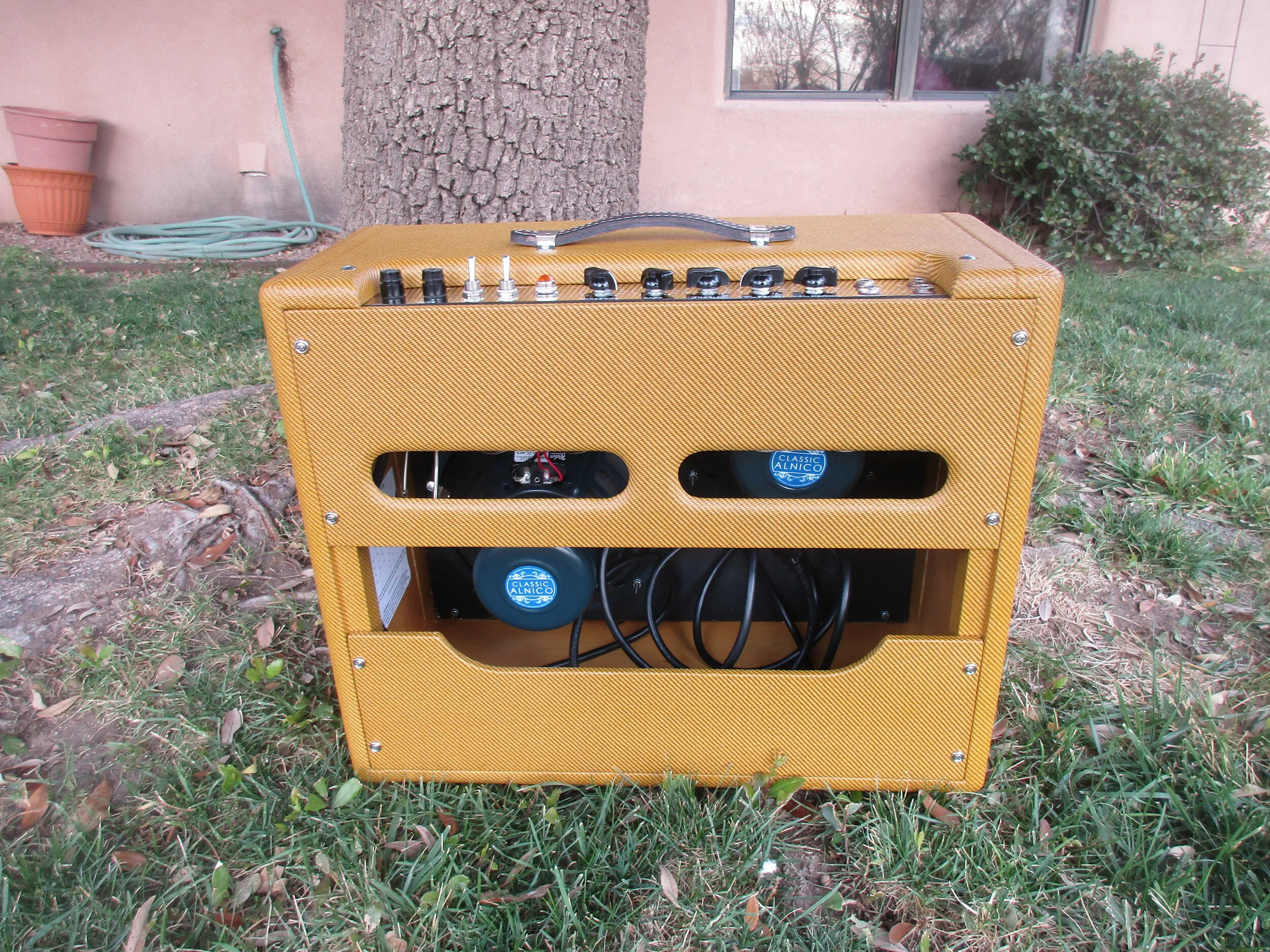 Tweed Bandmaster, Tweed Super, and Tweed Pro Style Tweed Guitar Amps ...