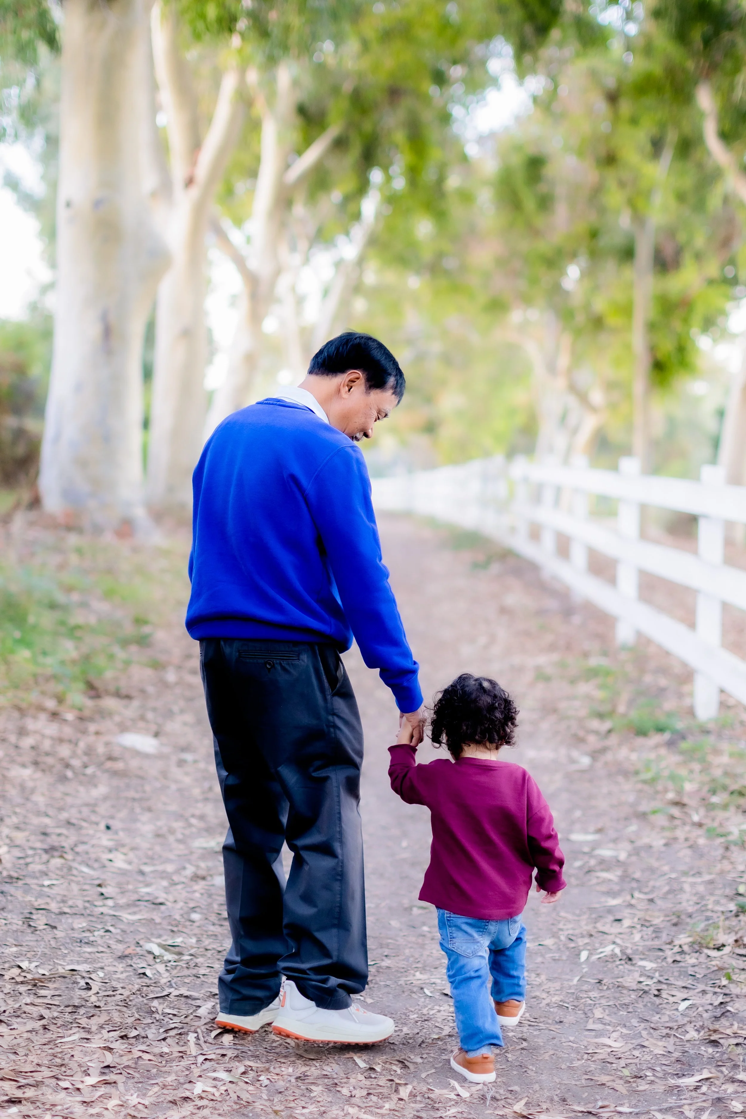 Extended Family — Mary Awshee | Photography