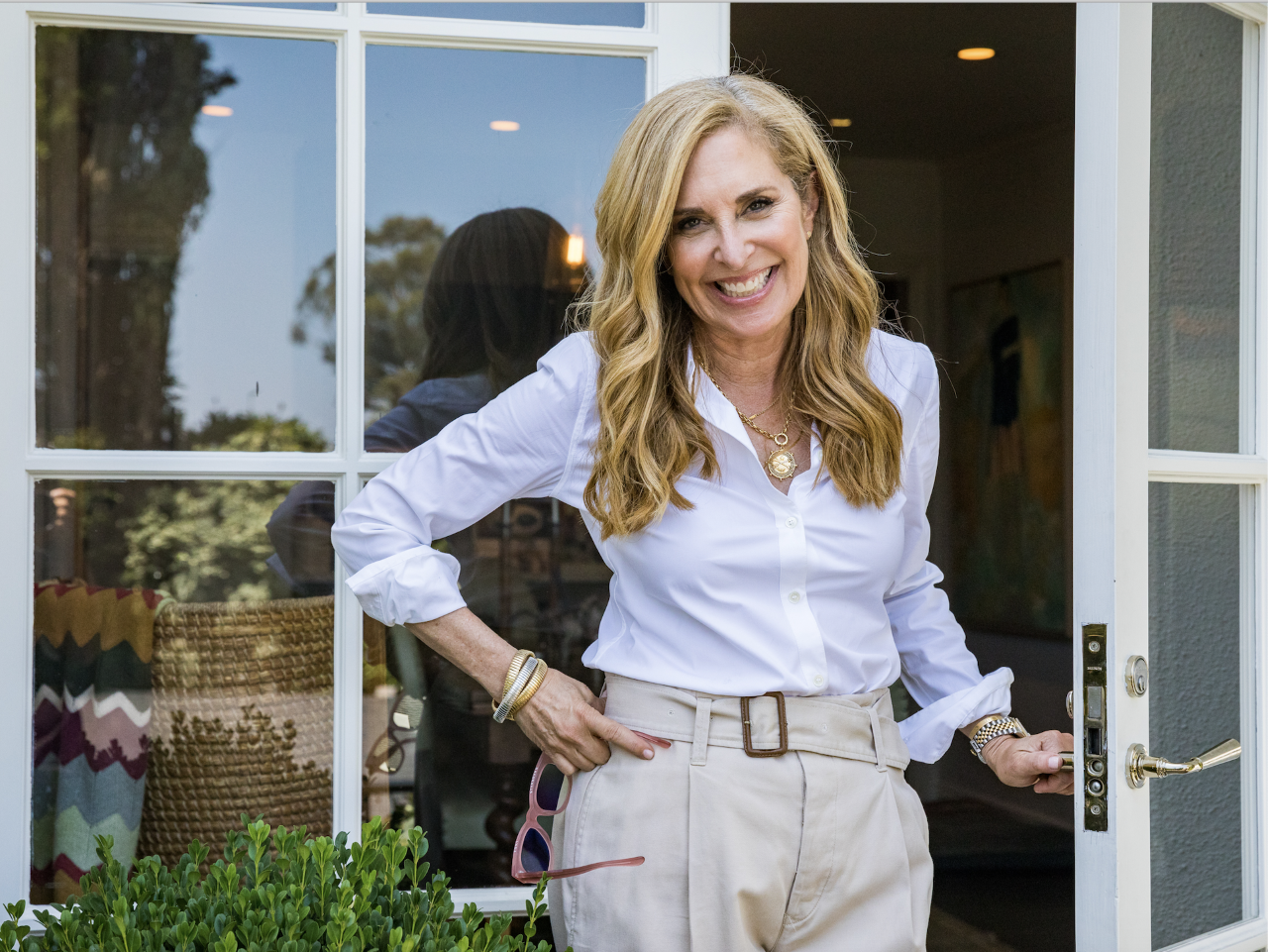 Get In the Groove With Susan Feldman — The Glow Girl by Melissa Meyers