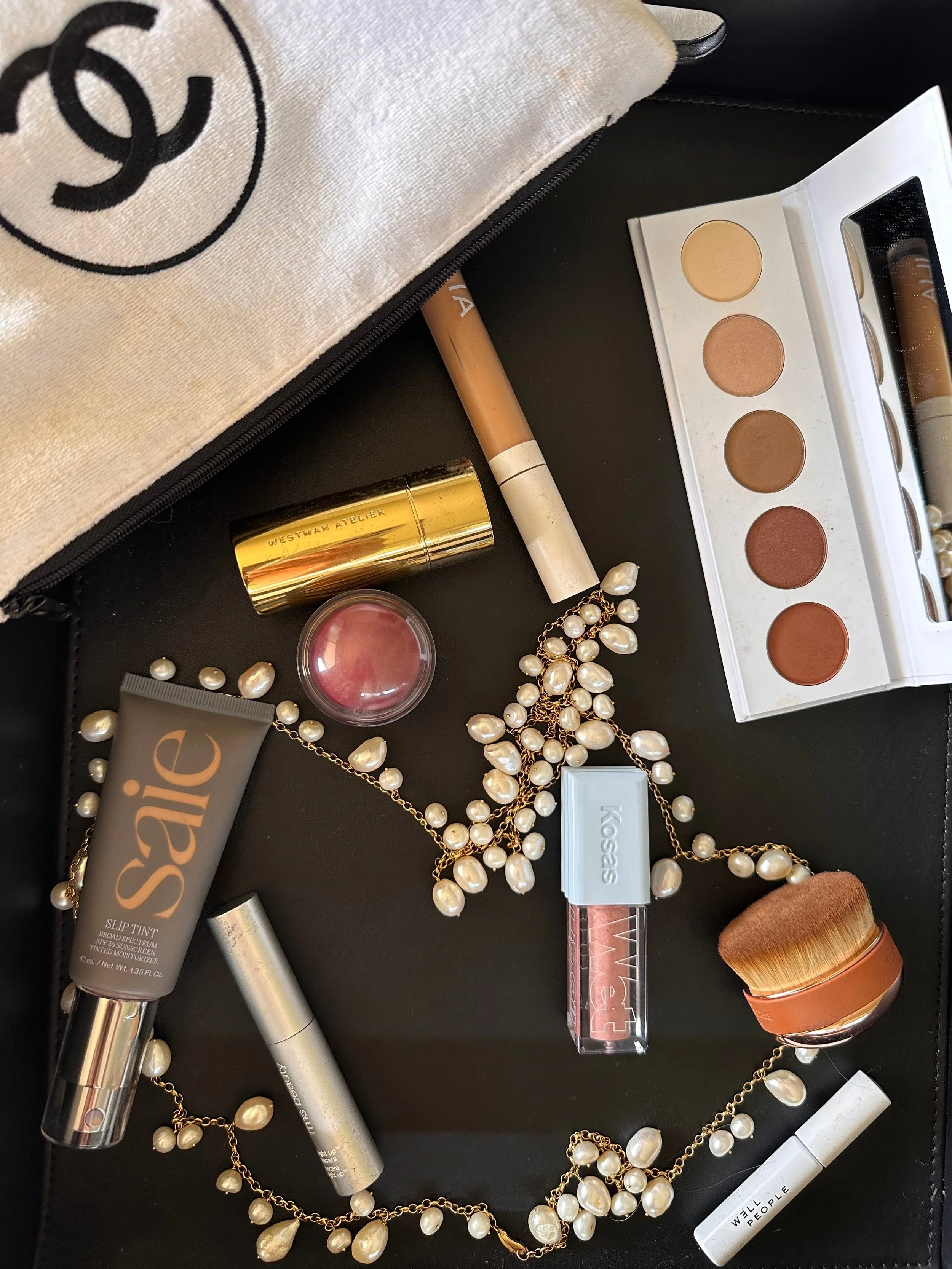 8 Makeup Holiday Gift Sets to Impress Any Clean Beauty Lover — The Glow ...