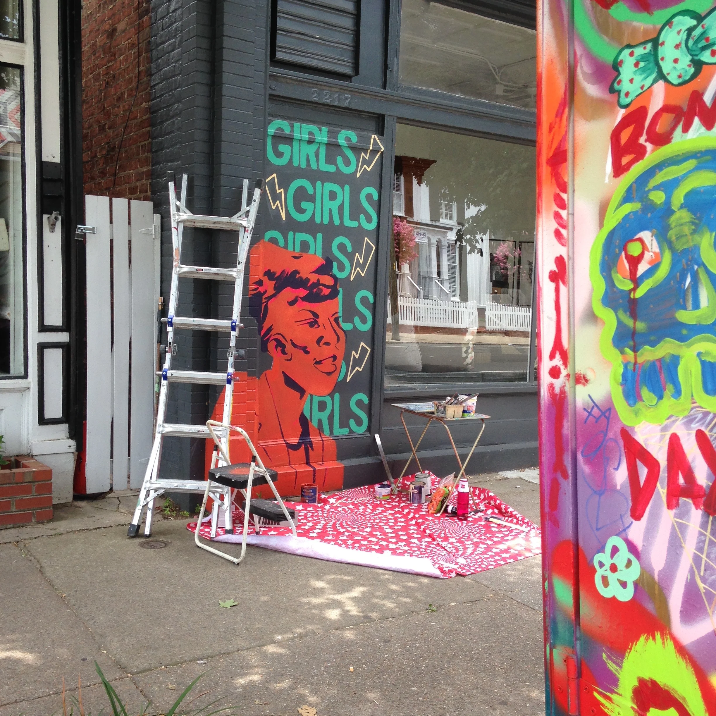 GIRLS! GIRLS! GIRLS! — HerrSuite