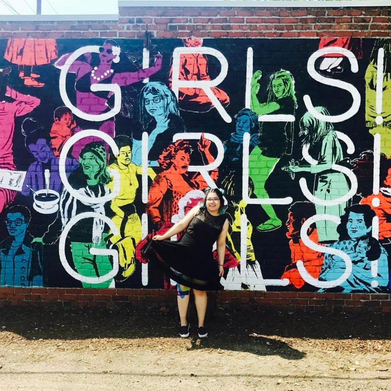 GIRLS! GIRLS! GIRLS! — HerrSuite