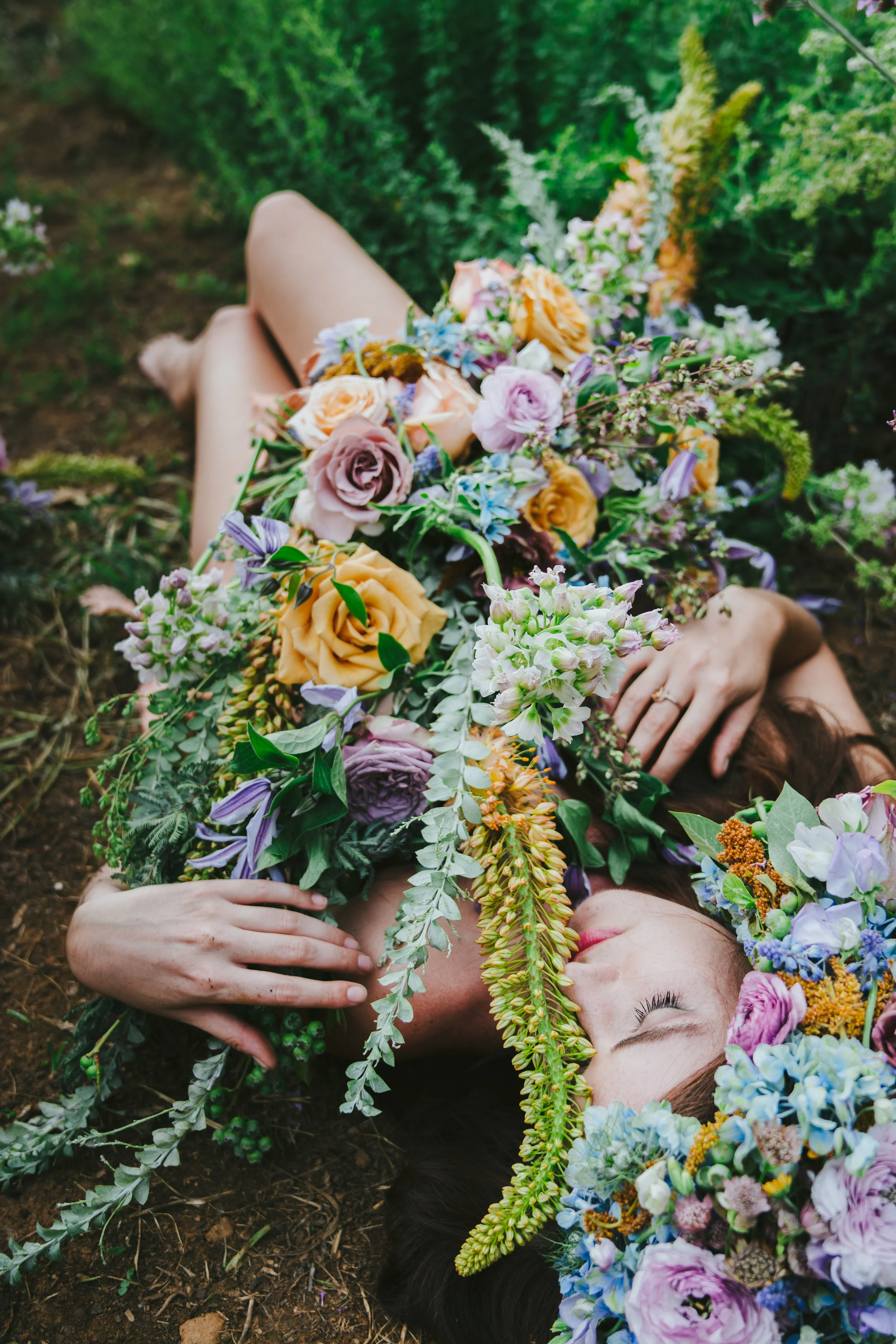Wearable Flowers: Virginia Garden Photo Shoot — OhCarlene