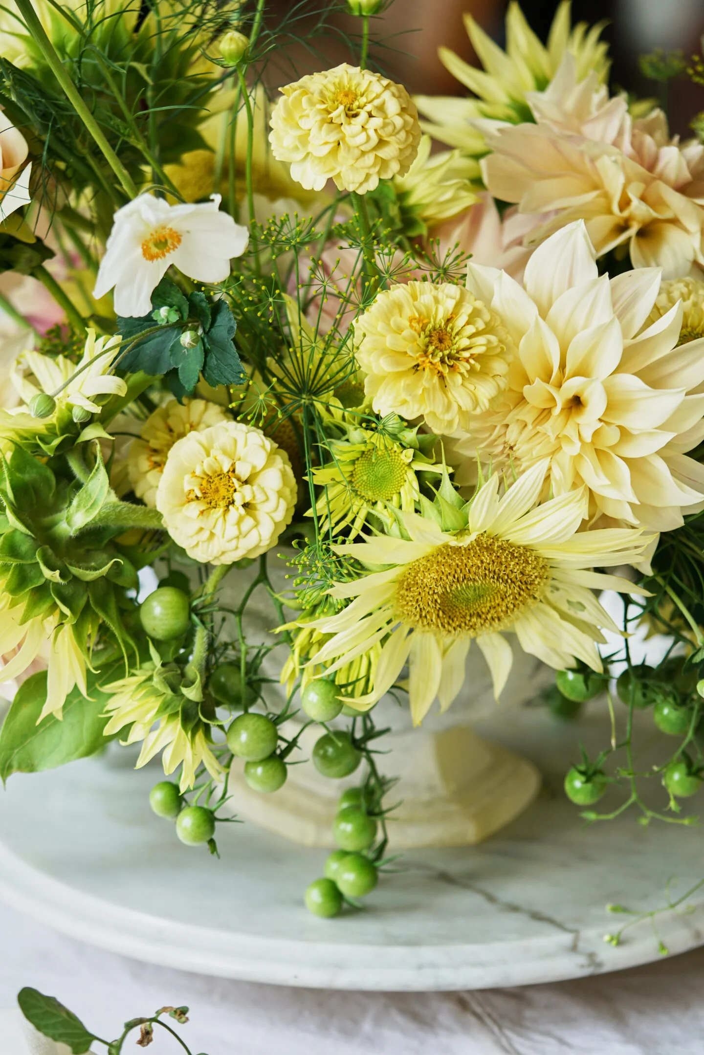 Food and Flowers: Using edible sunflowers, basil and tomatoes — OhCarlene