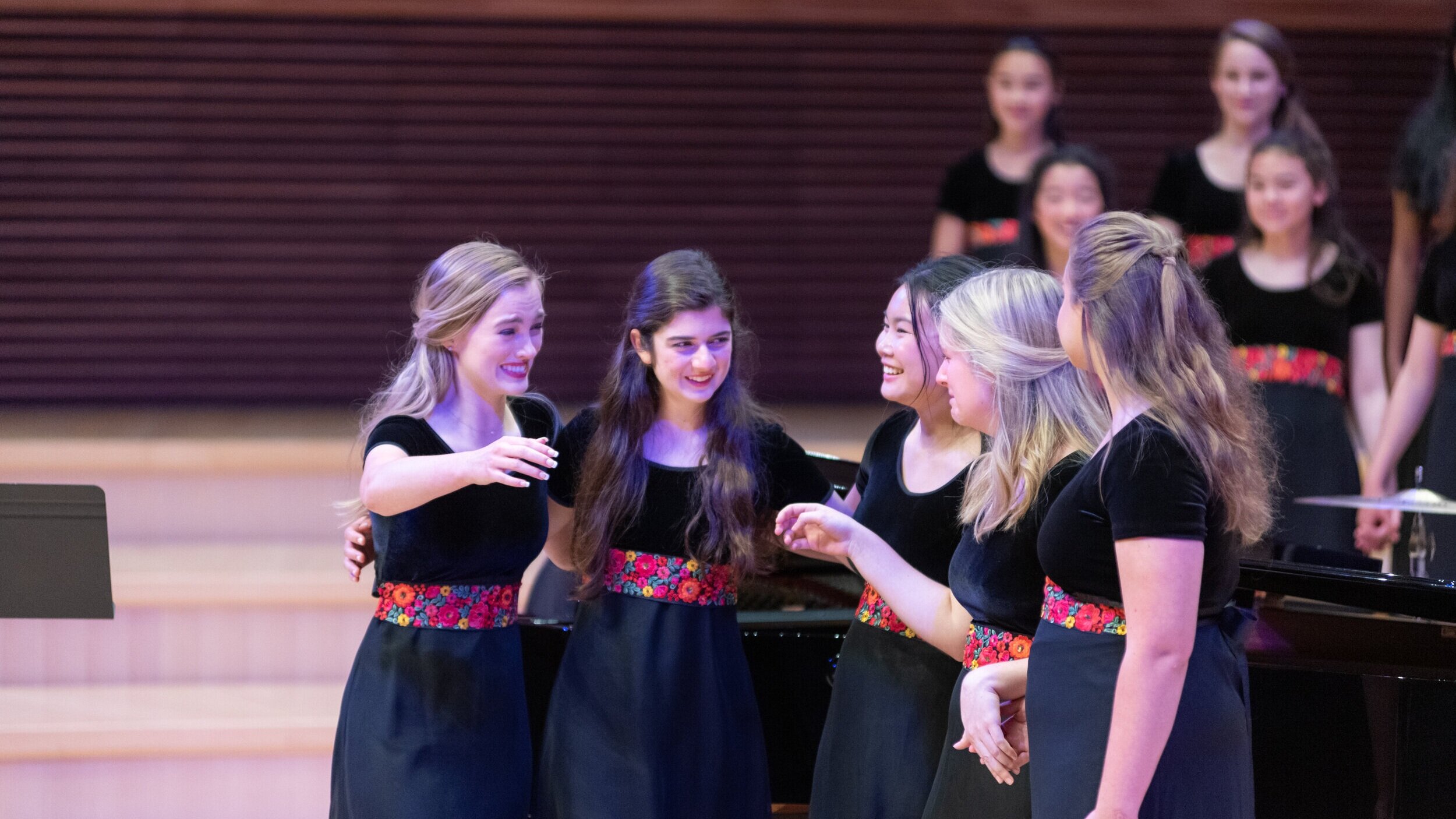 iSing Silicon Valley, girls changing the world through song
