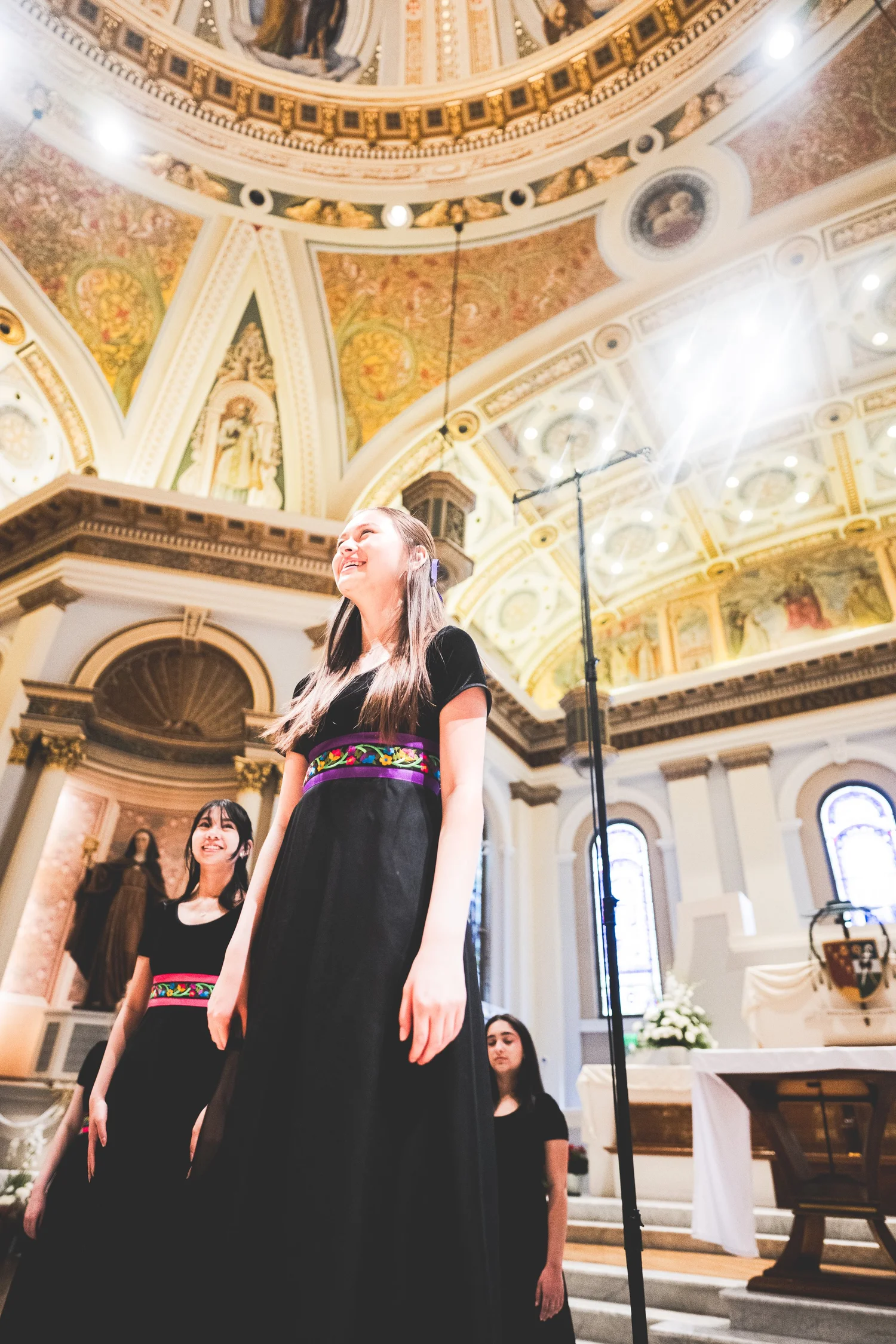 iSing Silicon Valley, girls changing the world through song