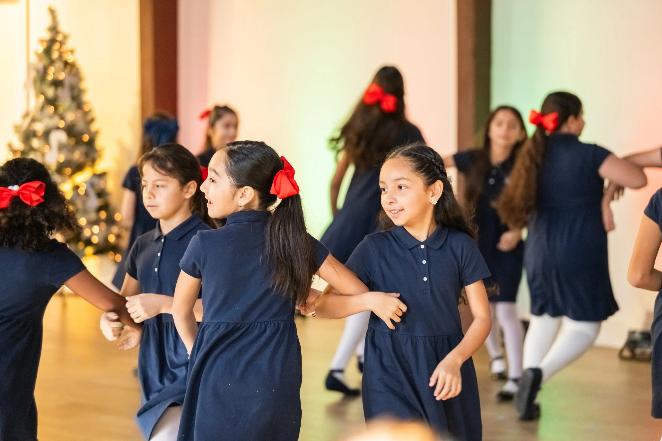 iSing Silicon Valley, girls changing the world through song