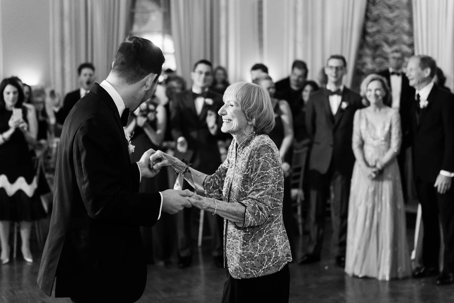 Lauren + Brian | Fairmont Copley Boston Wedding — Lovely Valentine