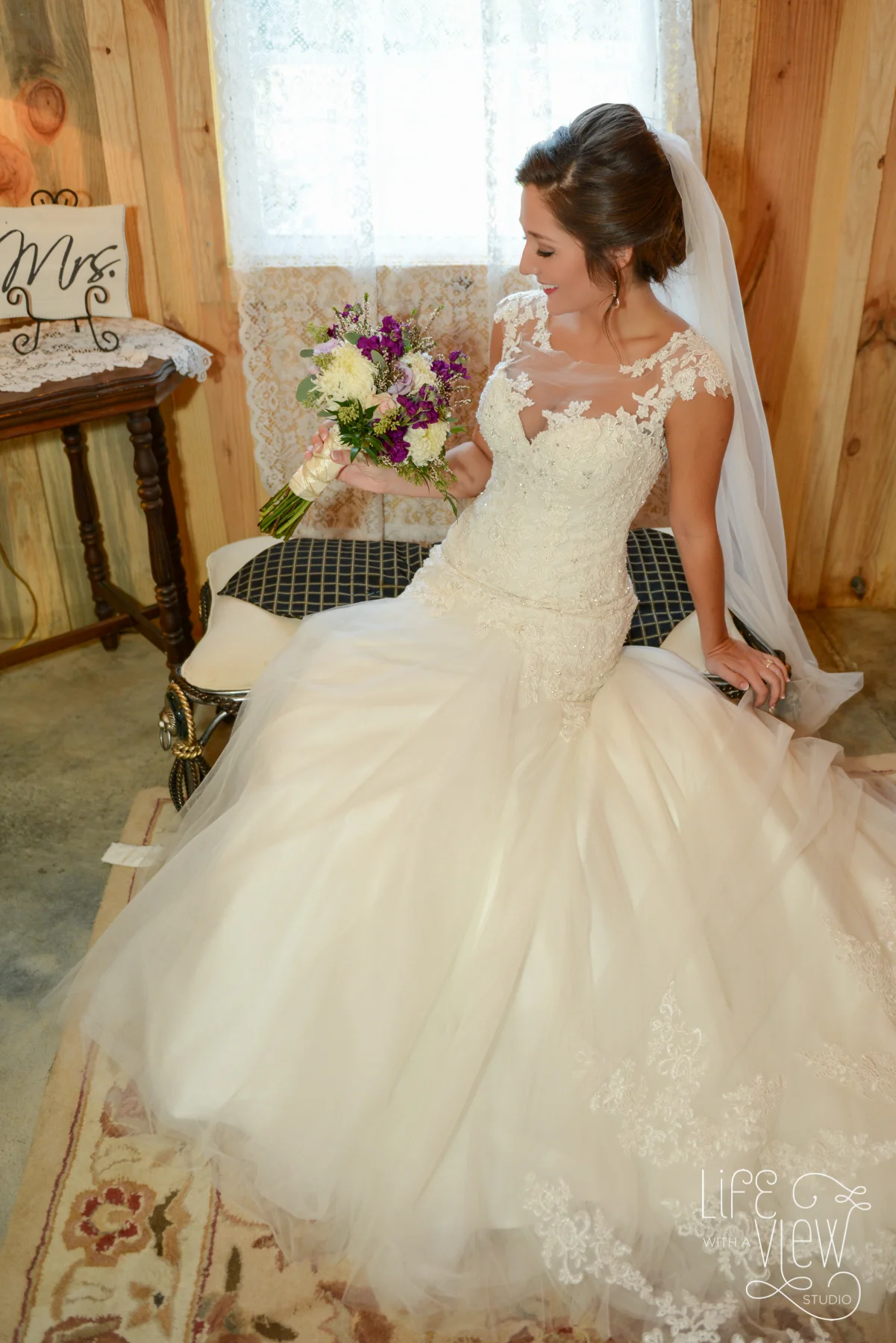 Fall in Love on the Farm - Barn at Ross Farm Wedding — Life with a View ...