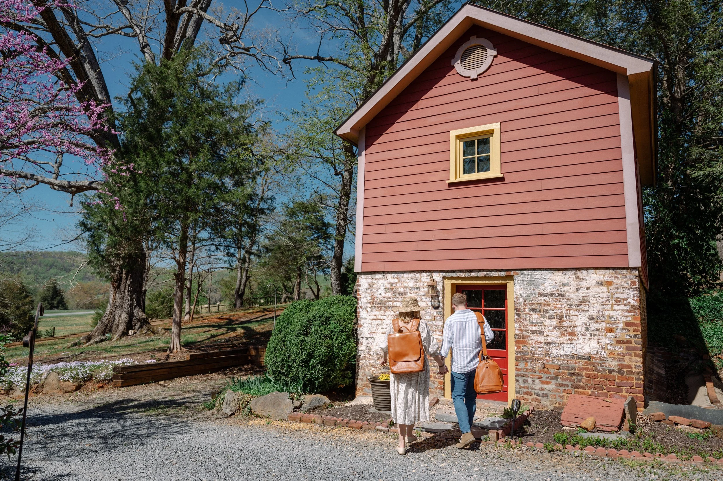 Accommodations — Crossroads Inn