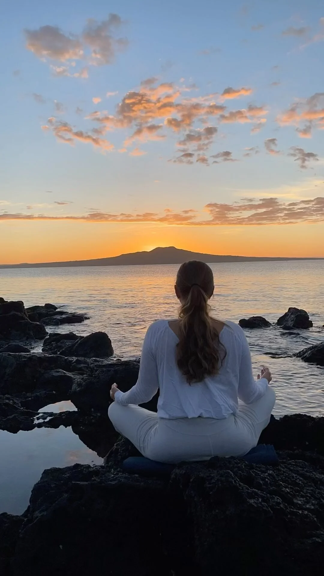 GOLDEN YOGI: Yoga Auckland, Yoga North Shore, Yoga Takapuna, Meditation ...