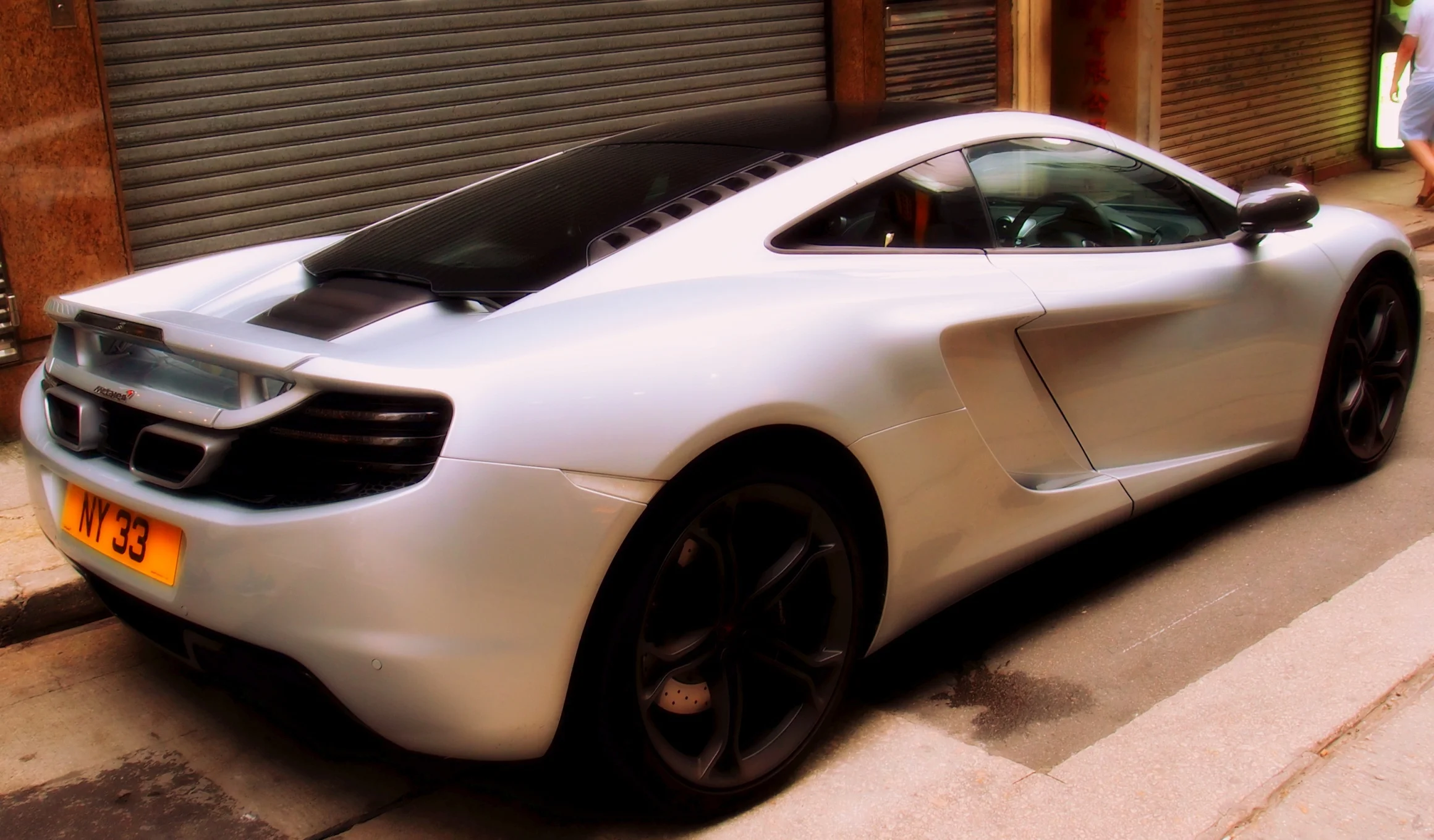 Hong Kong Group Tours | Super Car Face - Off, Hong Kong — J3 Private ...