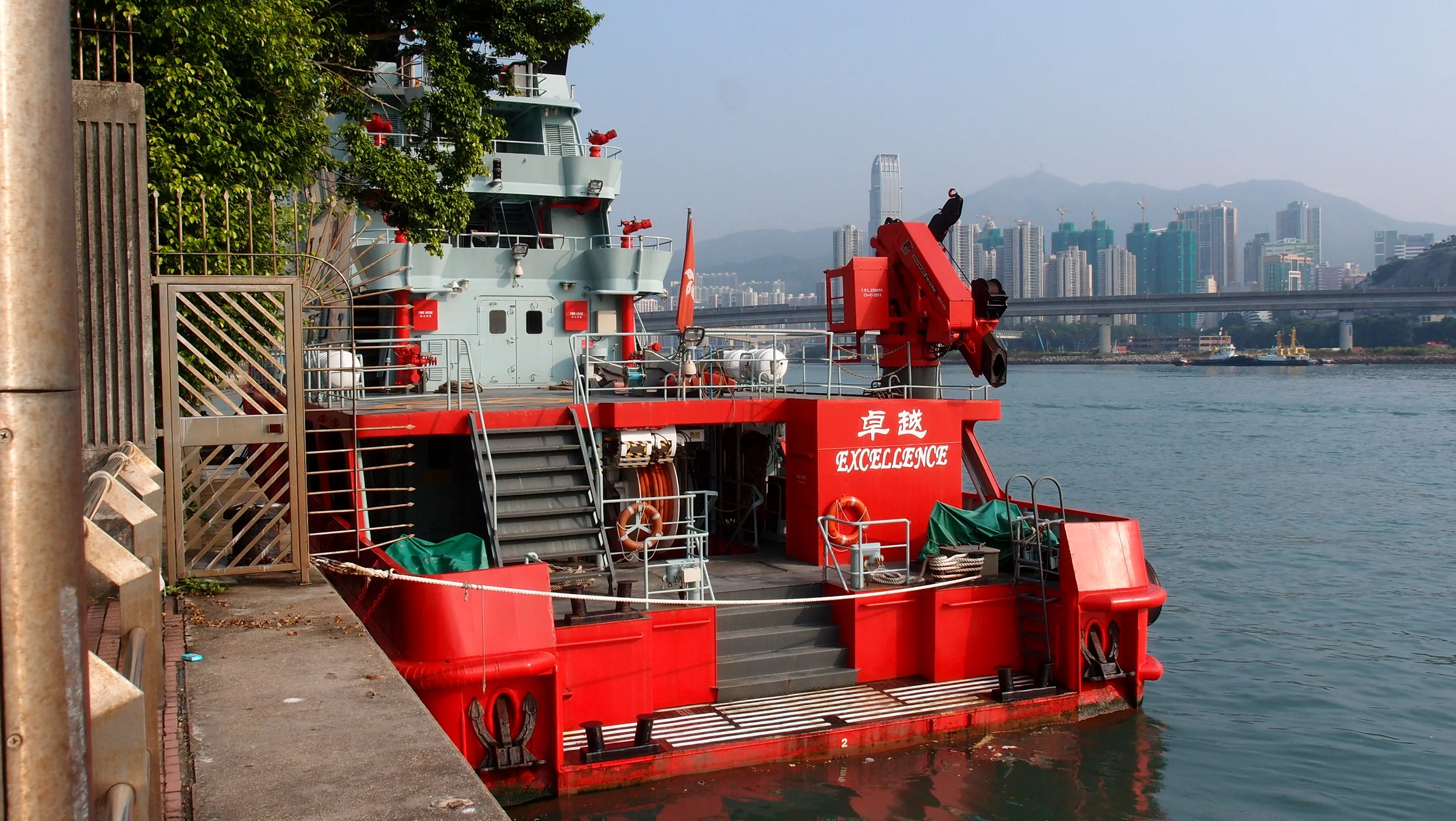 Hong Kong Half Day Tour | The "Excellence" Fire Boat, Hong Kong — J3 ...