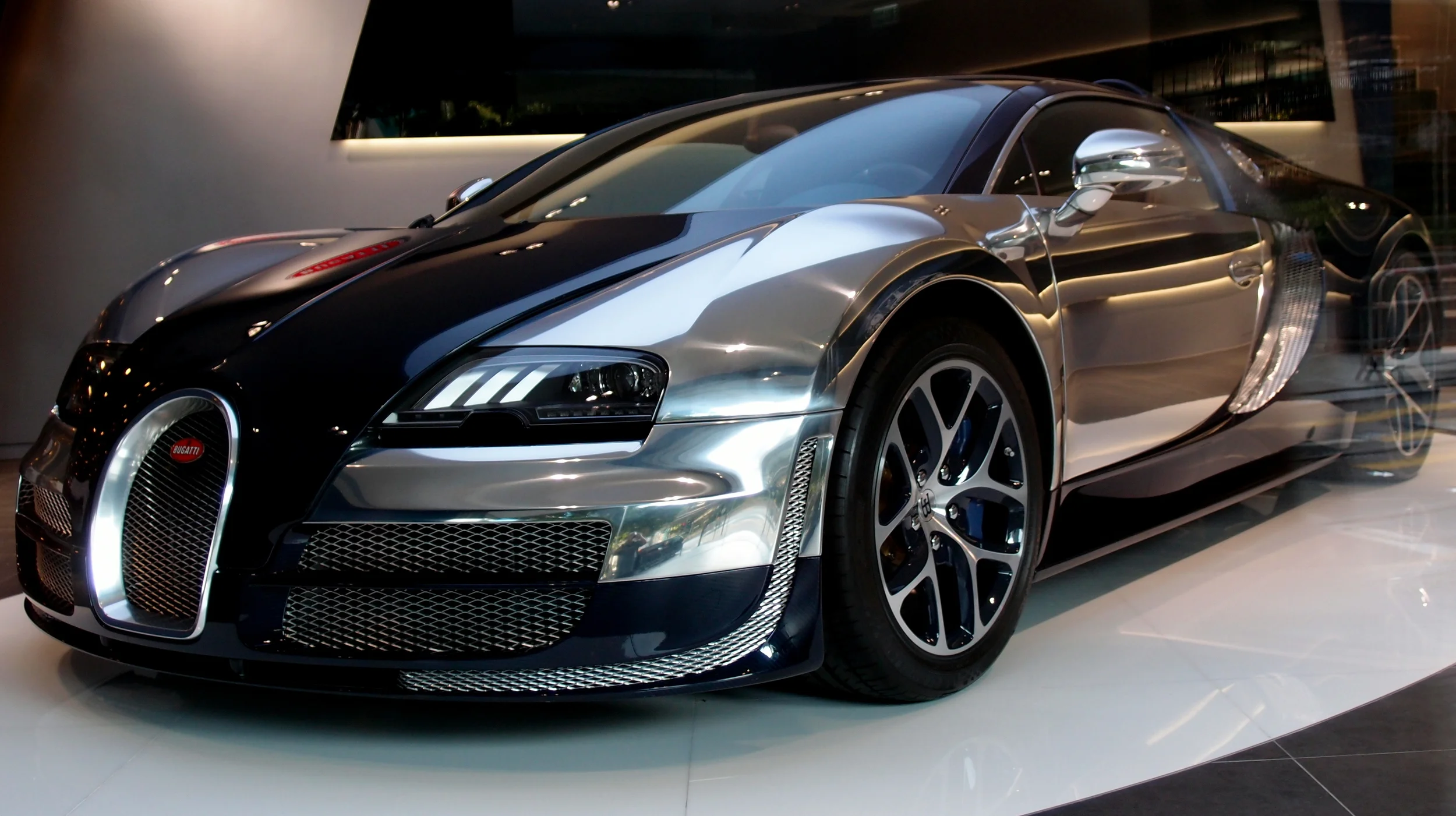 Hong Kong Private Tour | Amazing car, the Bugatti Veyron — J3 Private ...