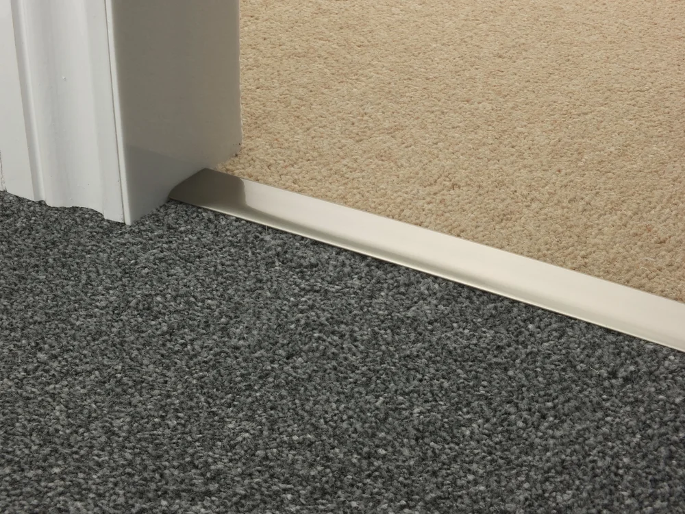 DoubleZ Door Bar (Carpet to Carpet)