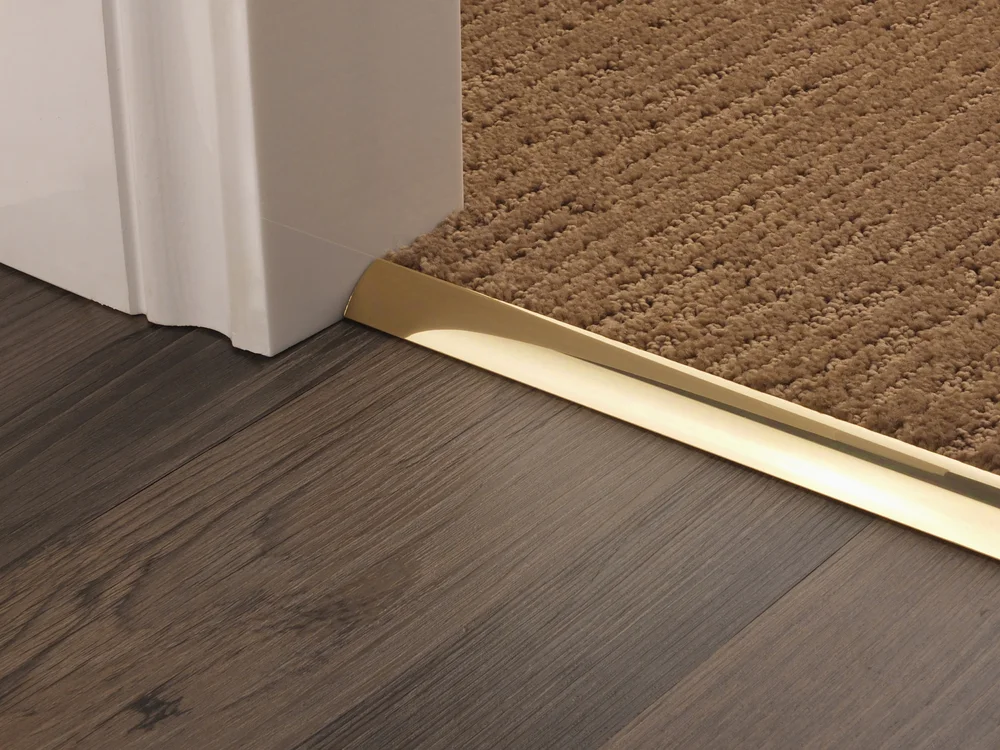 Single Carpet Edge (Carpet to Hard Floor)