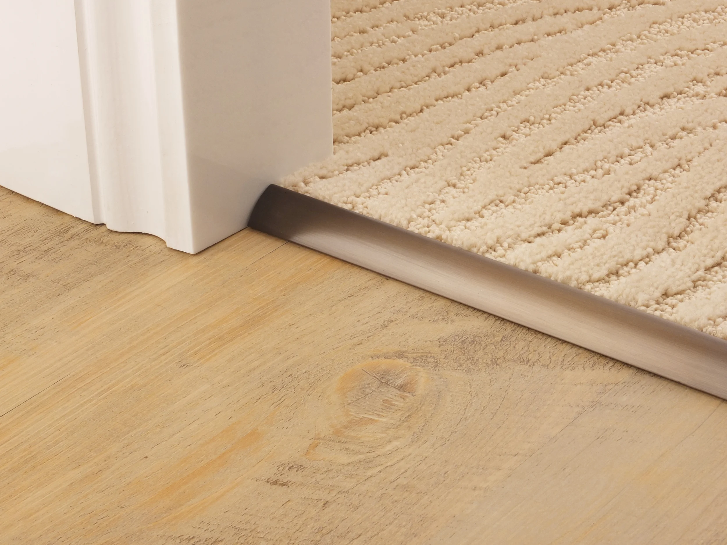 Single Carpet Edge (Carpet to Hard Floor)