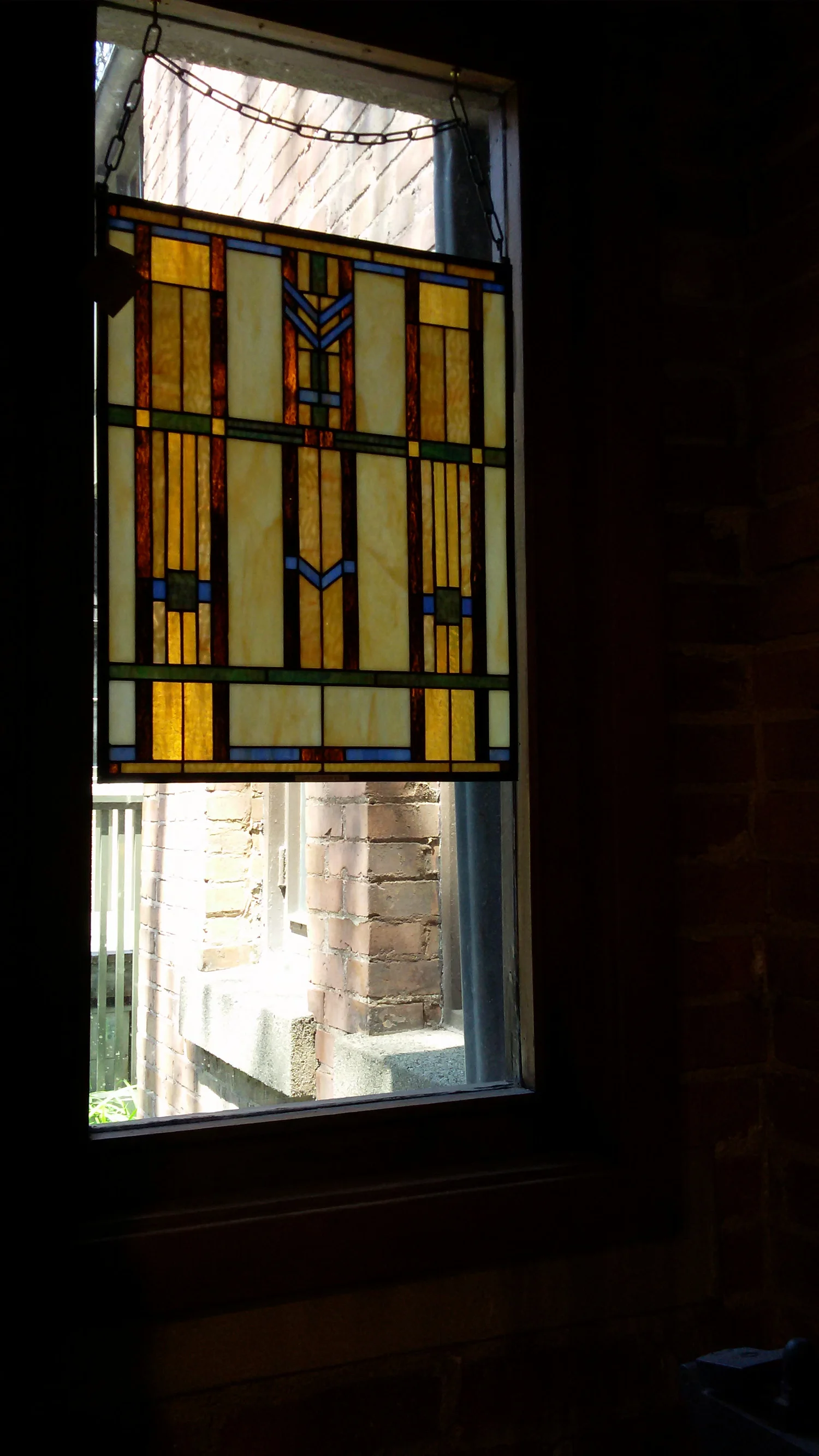 Stained glass art inspired by Frank Lloyd Wright - News