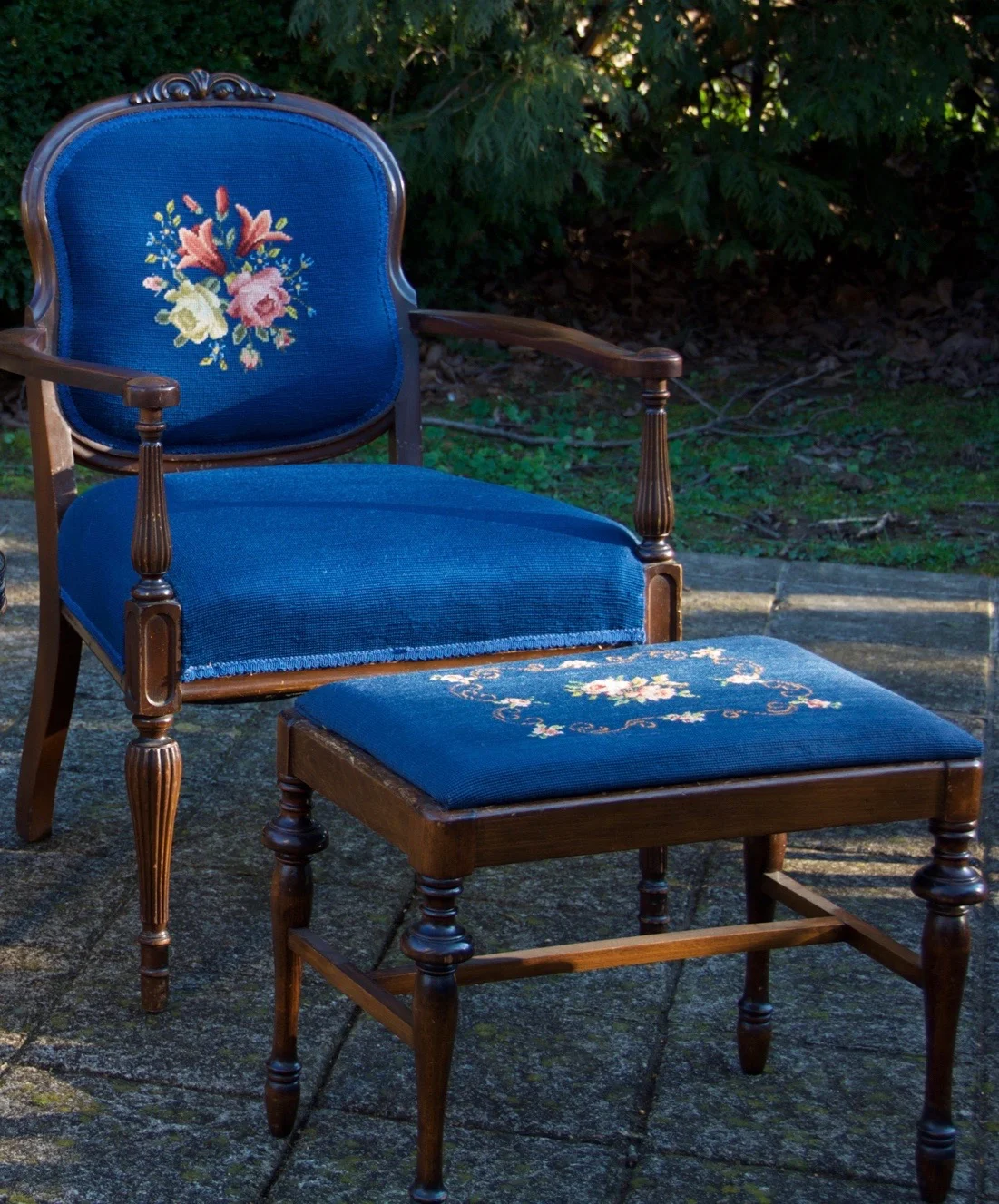 Chiavari Chair RentalsFifty Chairs