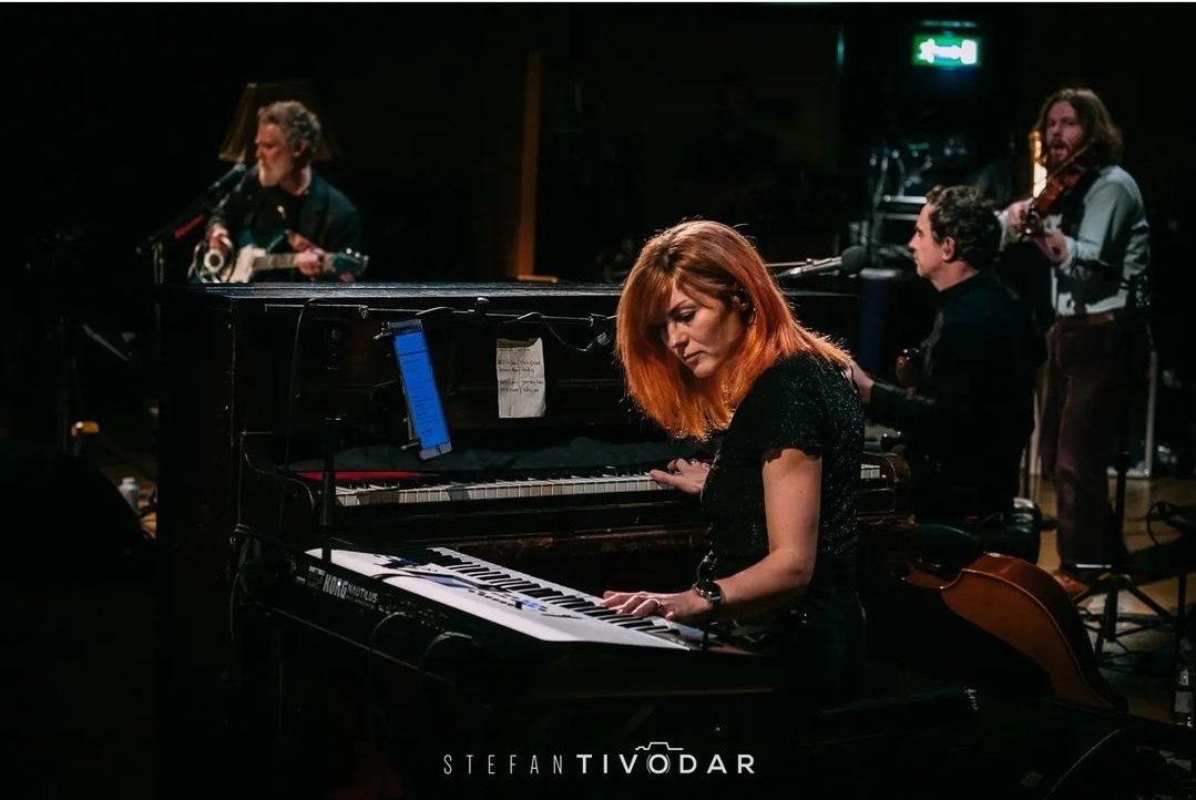 Megan O'Neill - Irish Singer-Songwriter