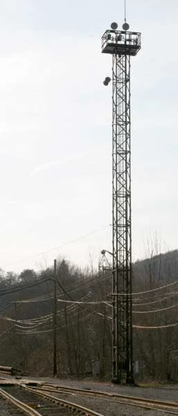 Yard Light Tower — Alkem Scale Models