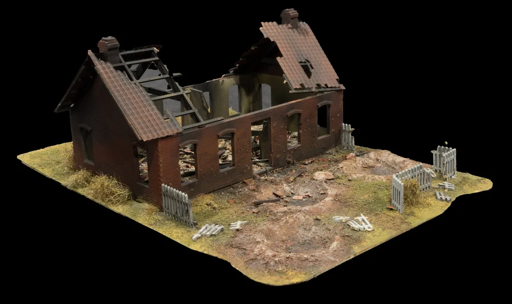 Destroyed Farm House with base — Alkem Scale Models