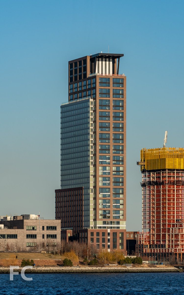 Construction Update: Gotham Point at Hunters Point South — FIELD CONDITION