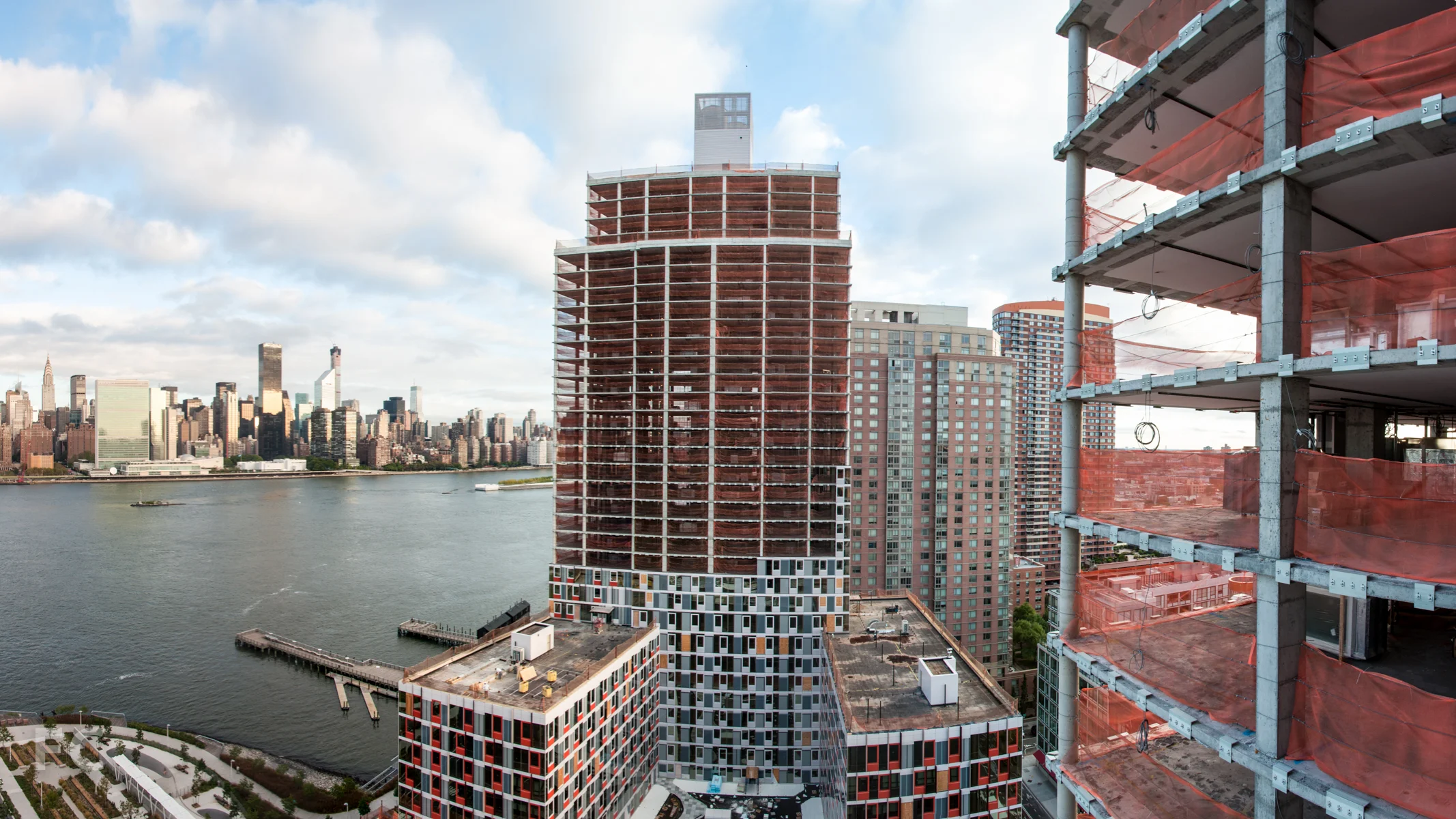 Hunter's Point South Commons and Hunter's Point South Crossing — FIELD ...