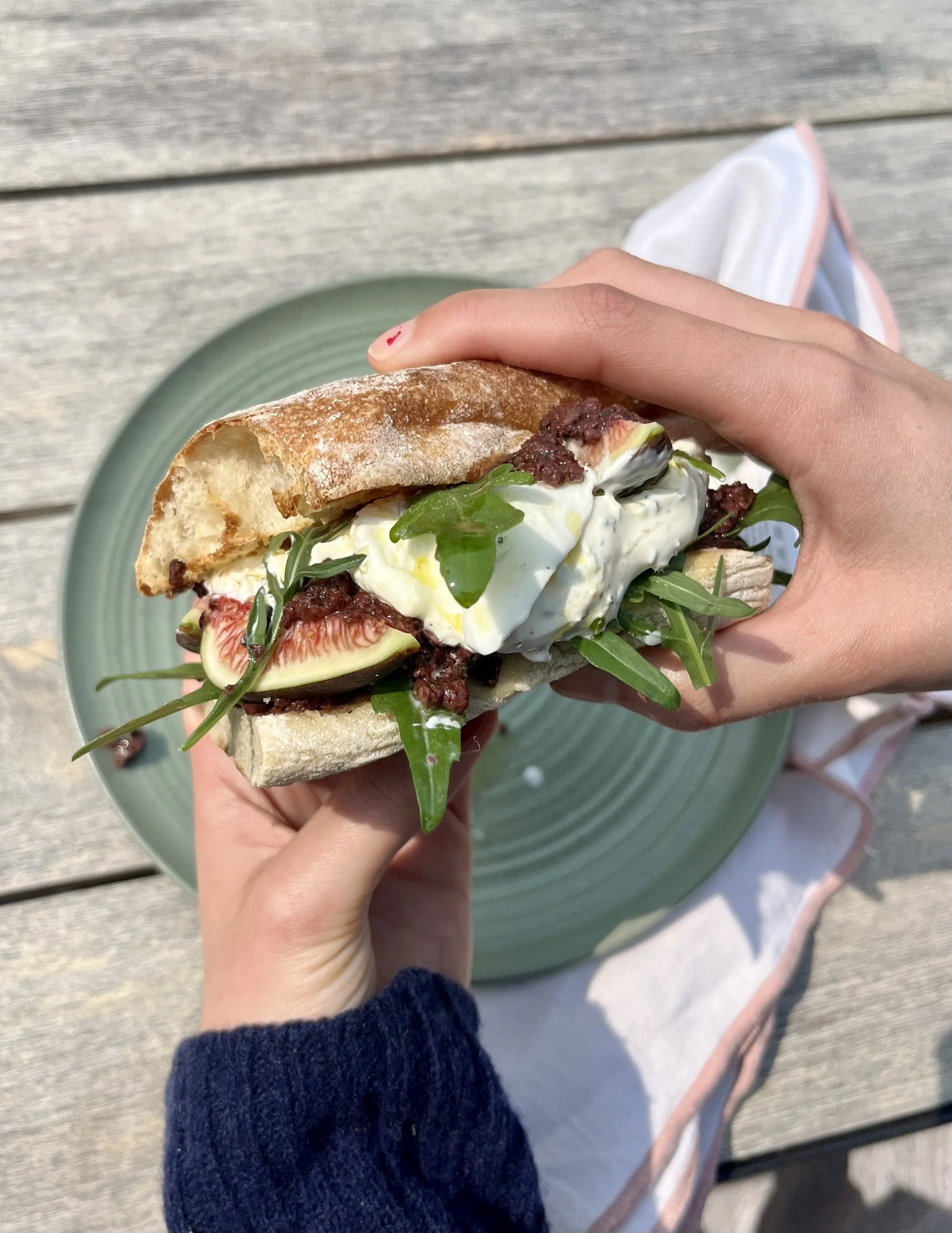 Fig, Cheaty Burrata, Rocket and Tapenade | Recipes | 5' O CLOCK APRON