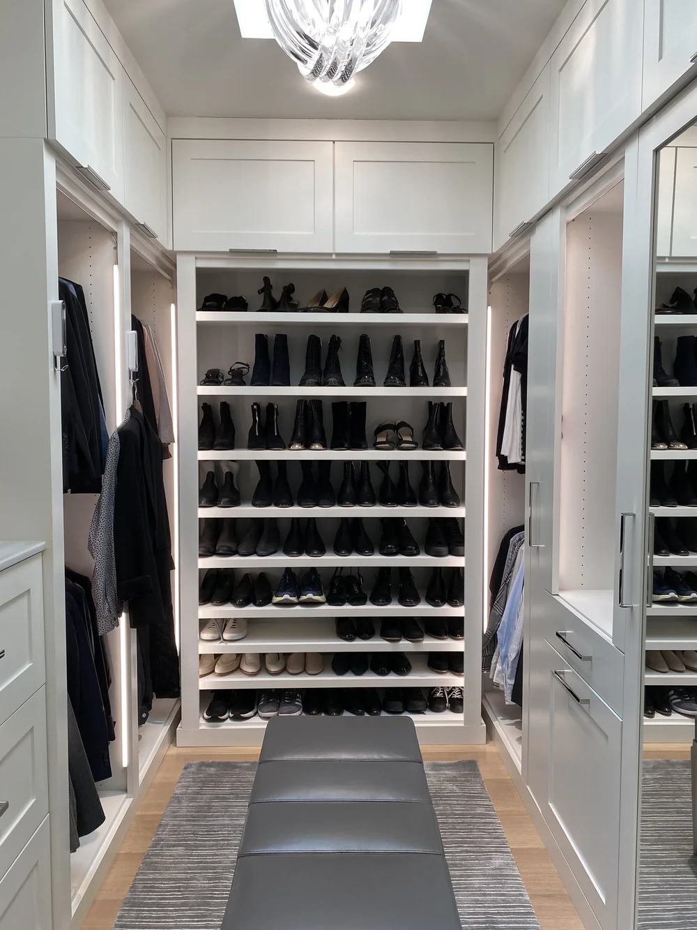 Maple Walk In Closet Organizers